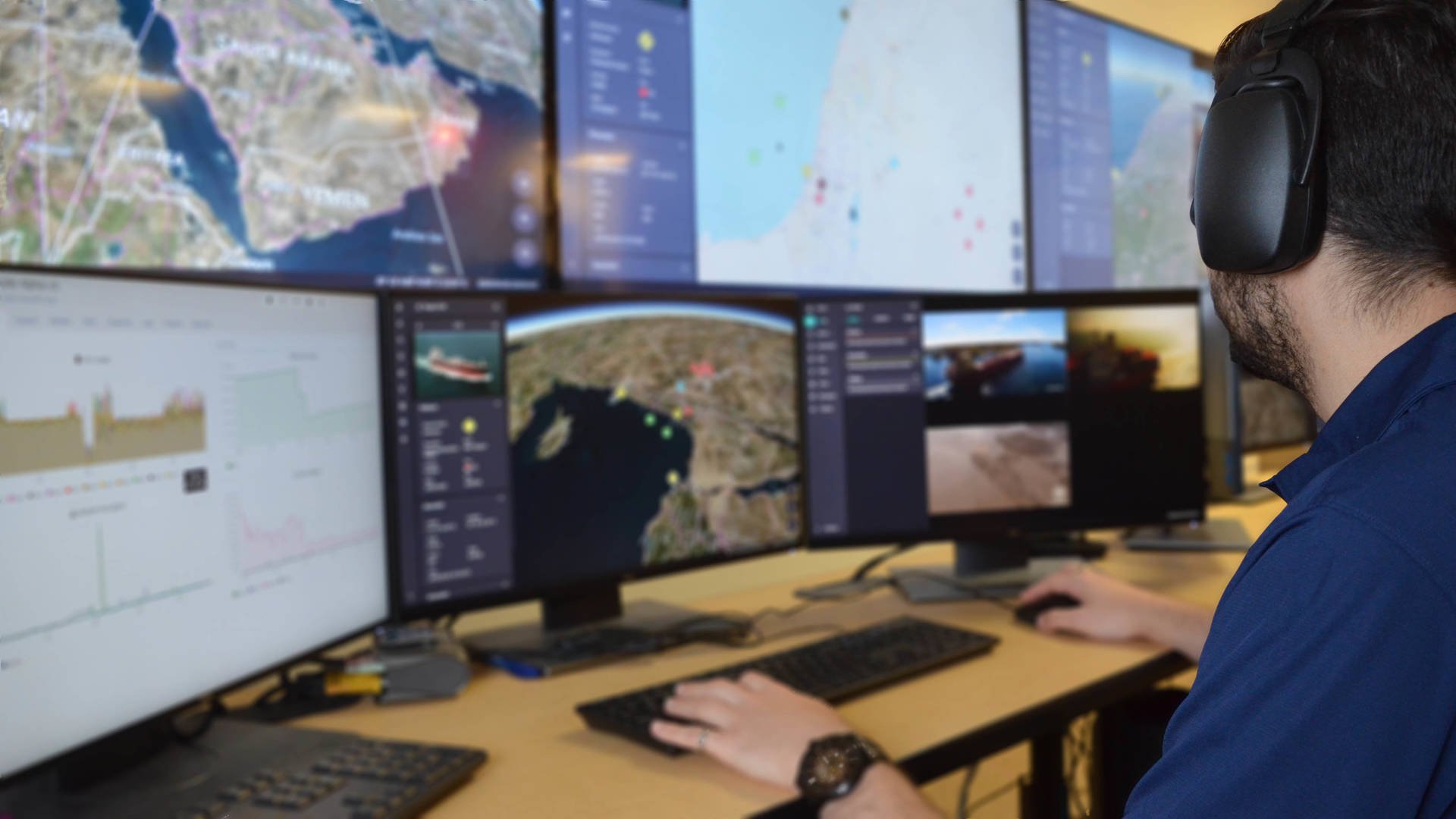 Multi-Domain Command & Control - General Dynamics Mission Systems-Canada Multi-Domain Command & Control - General Dynamics Mission Systems-Canada